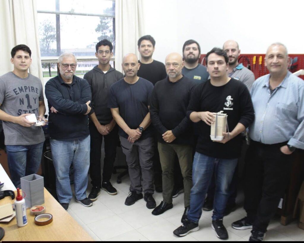 La UNM ingresó al top 10 del Mundial de Tecnología Satelital CanSat ...